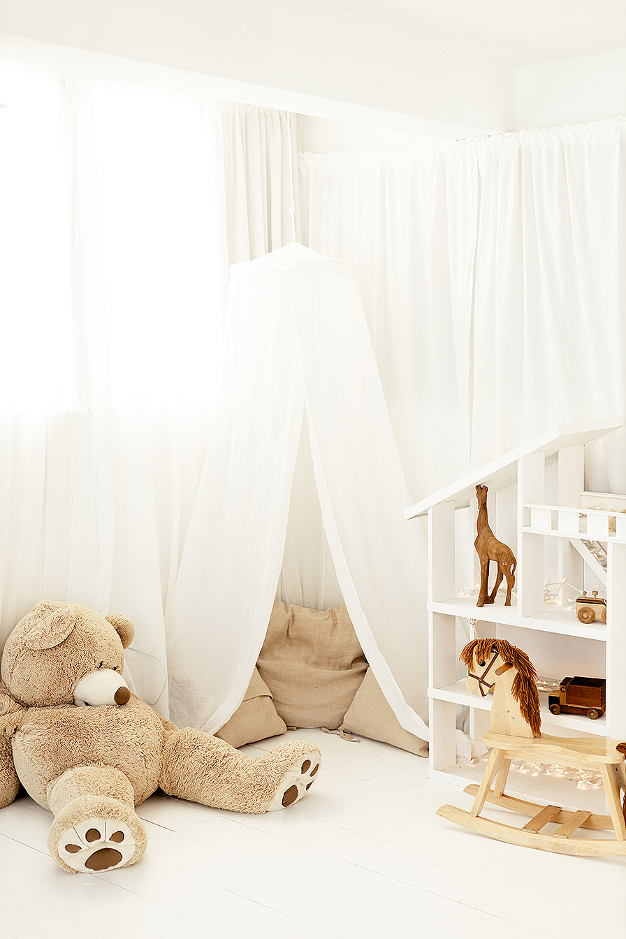 THE SUNSHINE ROOM – IAMCREATIVESPACE
